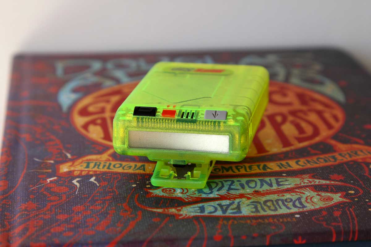 25 Popular 90s Things That Disappeared Over the Years