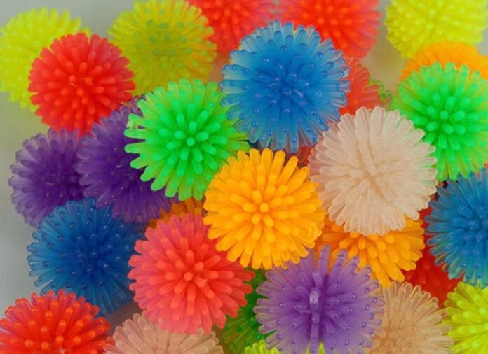 20 Quarter Machine Toys Every 80s and 90s Kid Will Remember