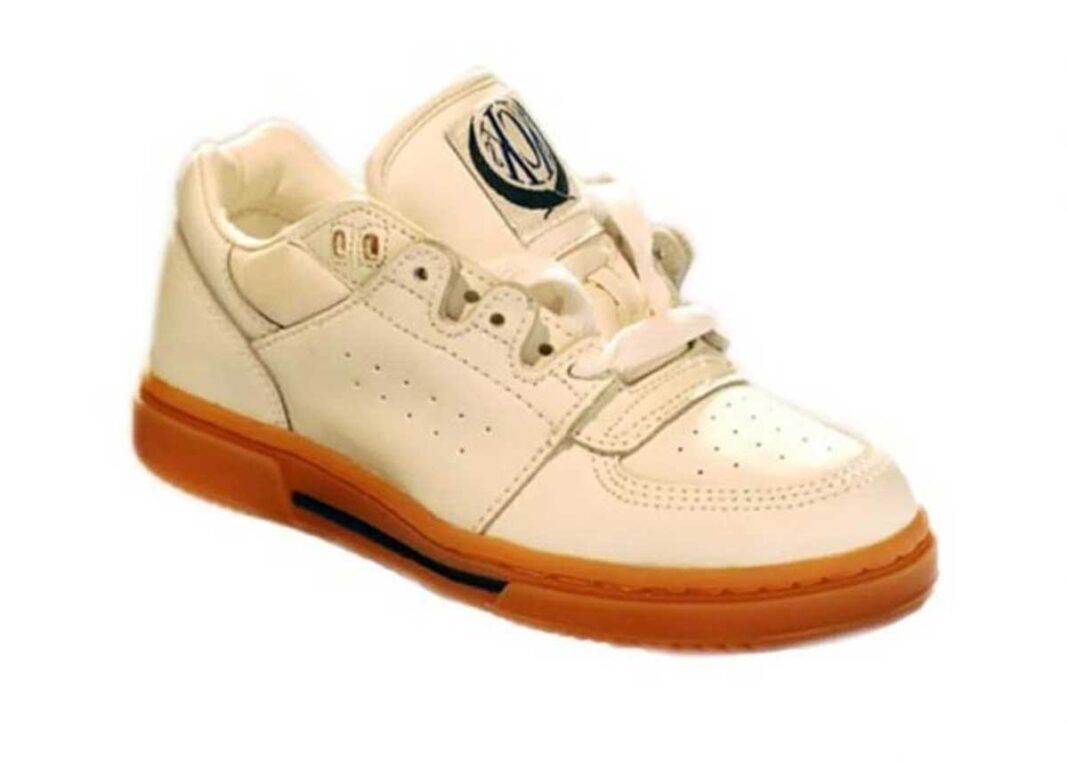 19 Vintage ’90s Skate Shoes Kids Begged For