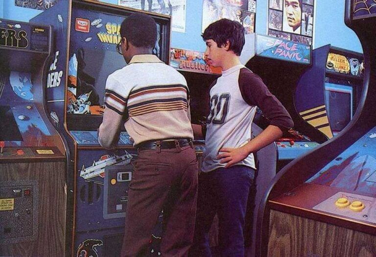 Vintage Photos of 1980s Arcades That Will Take You Back